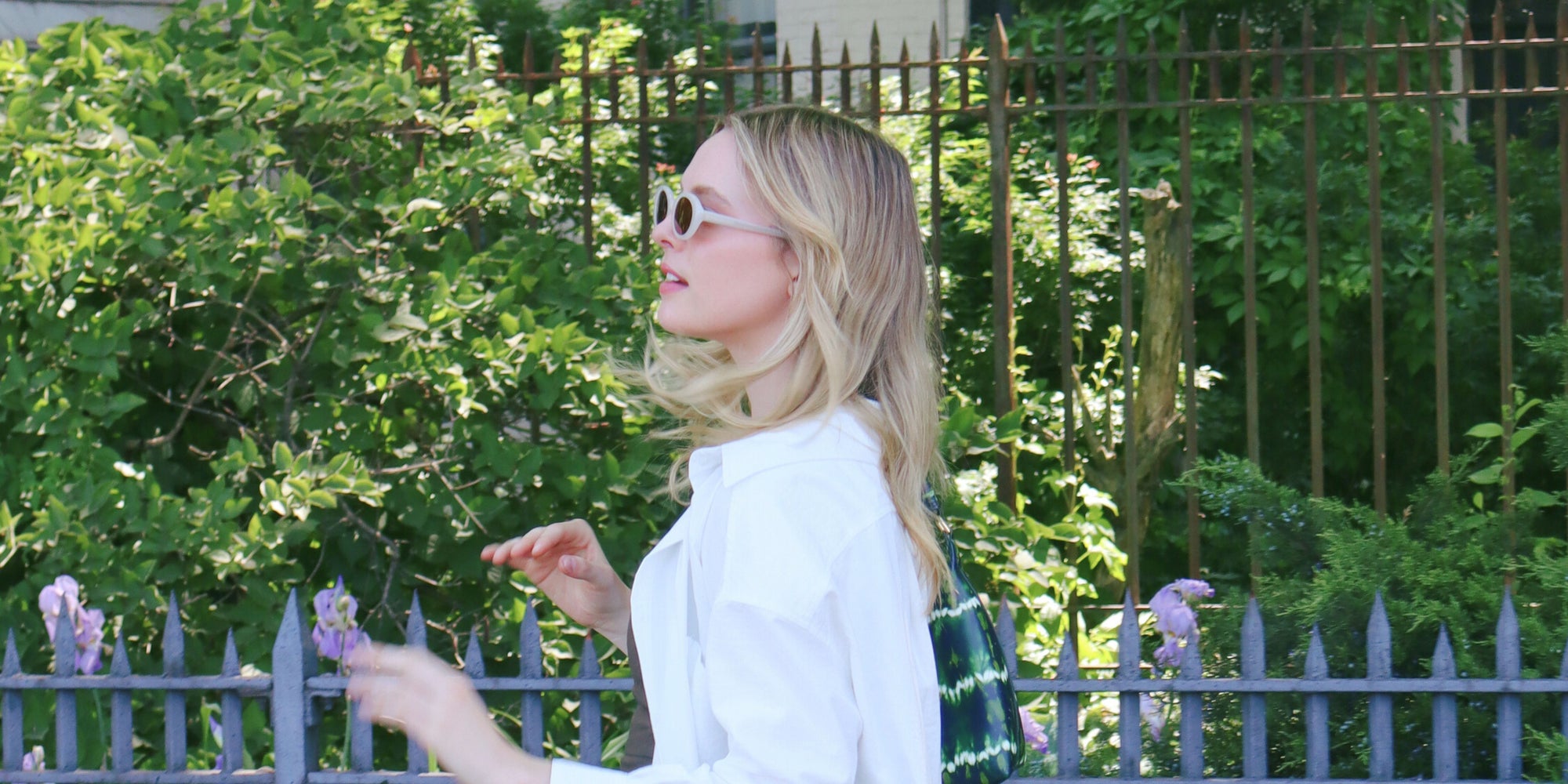 Chic sun protection clothing for the modern woman – Some Sun